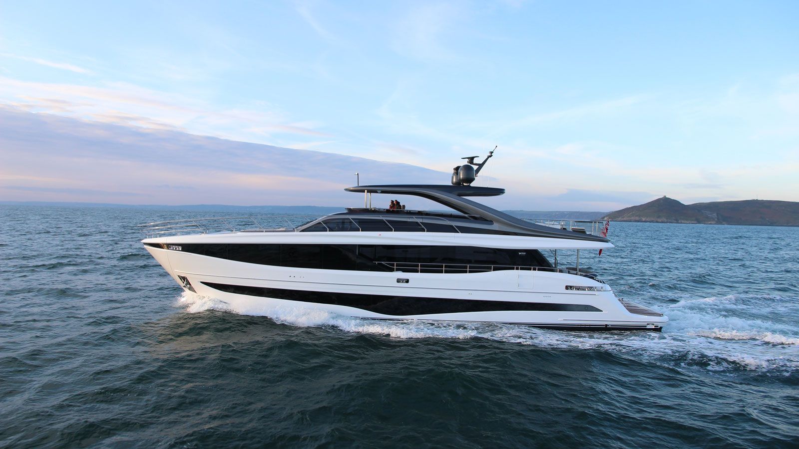 Princess Y95 yacht (Princess, 29m, 2023)